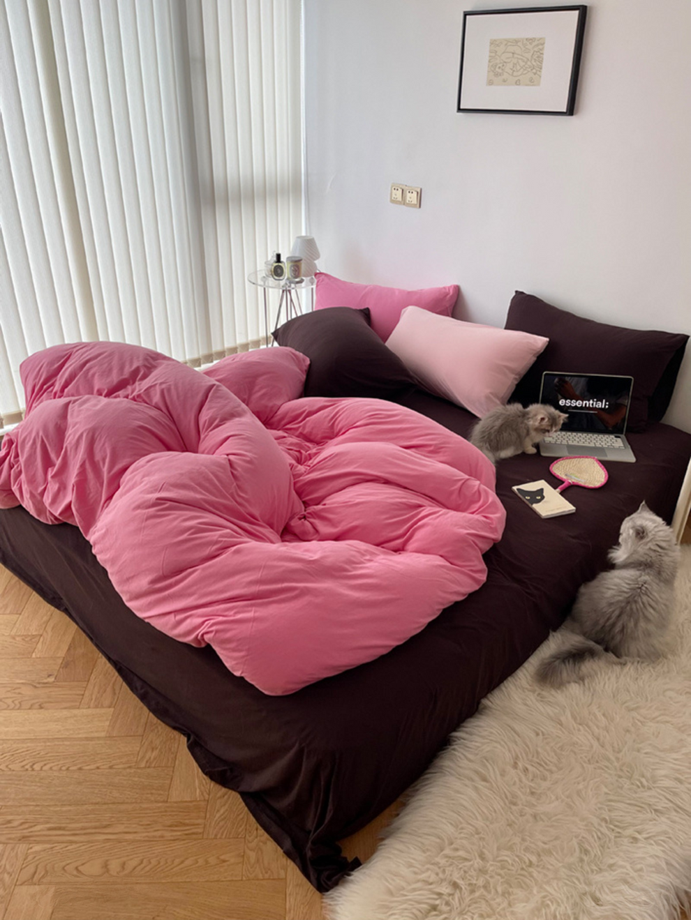 Strawberry Brownie: Pink-Brown Cotton Knit Bedding Set – FancyAdd