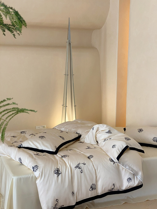 Baroque Love Letter French-Knit Cotton Bedding Set – FancyAdd